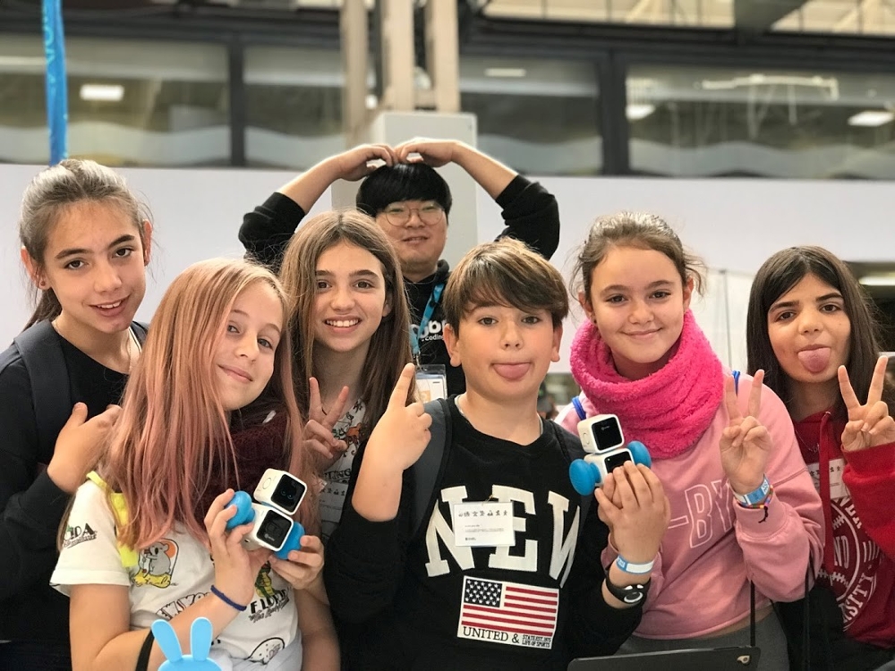 큐브로이드, 스페인 MWC 2018·4YFN,·YoMo 전시회 참가 | 연합뉴스