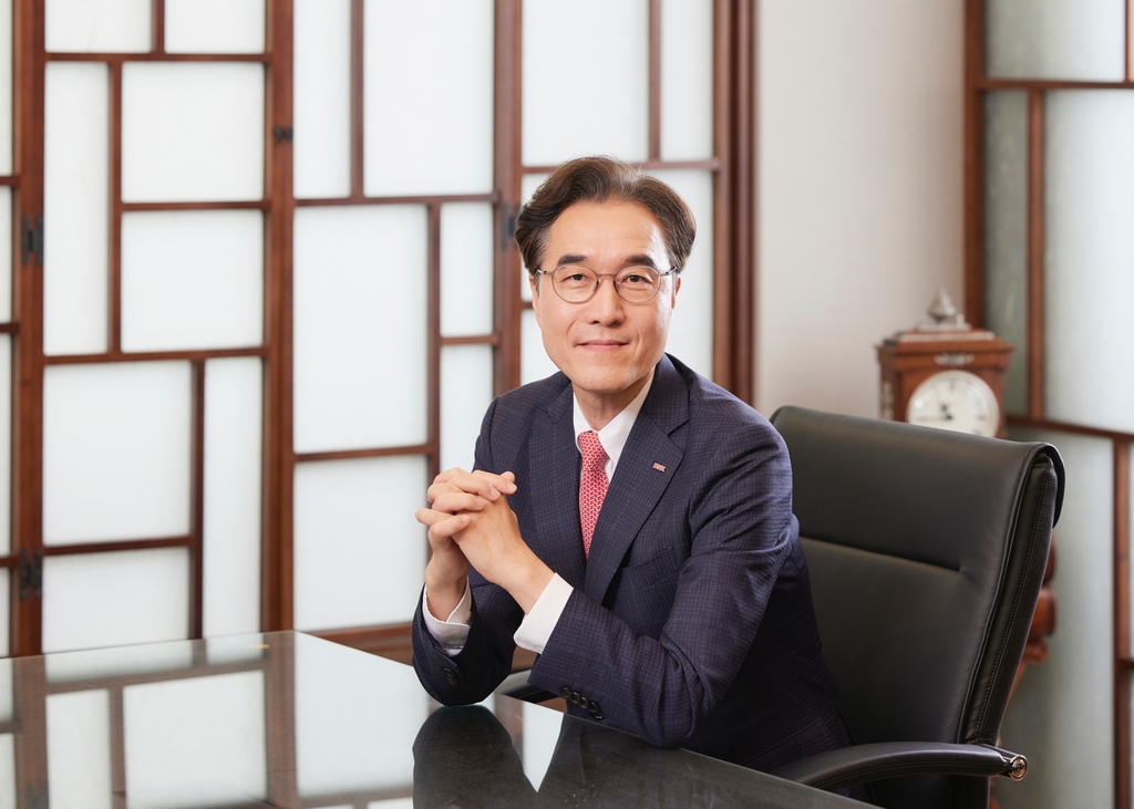 예경탁 BNK경남은행장 취임 100일…"지역사회와 동행할 것" | 연합뉴스