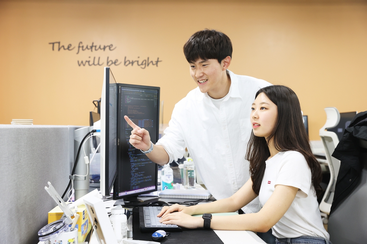 KAIST "AI 3개국 도약 추진…한국형 LLM 등 연구" | 연합뉴스