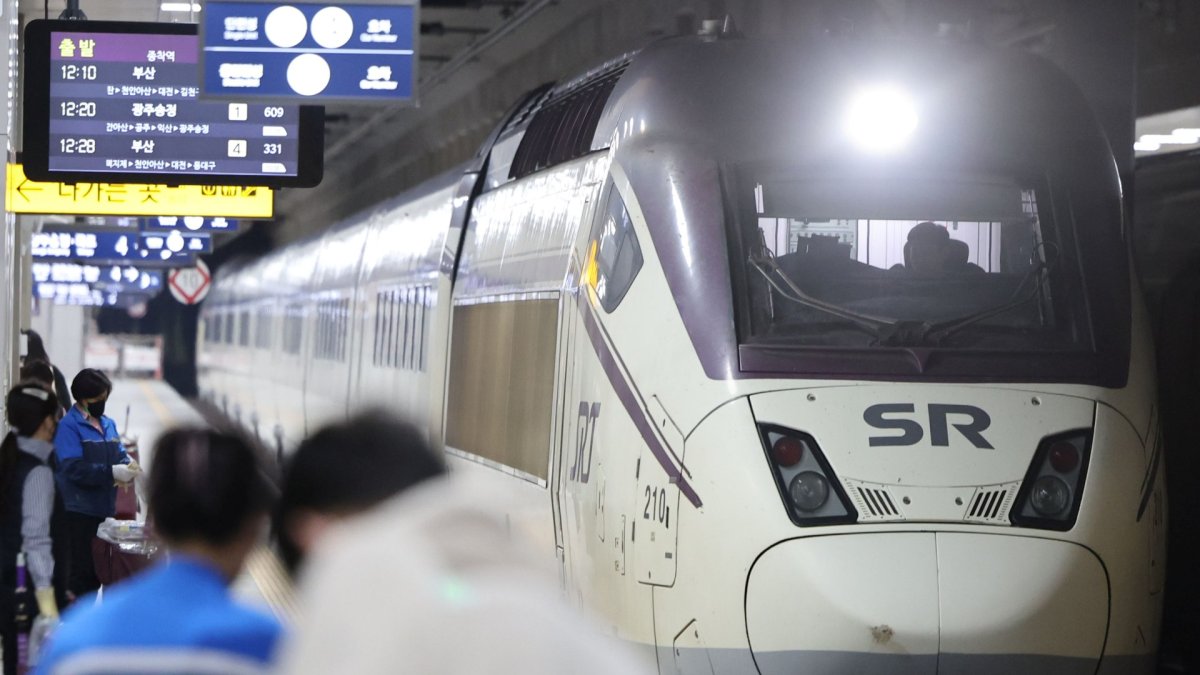 새 노선 만들며 경부선 SRT 축소…"수서행 KTX를" | 연합뉴스