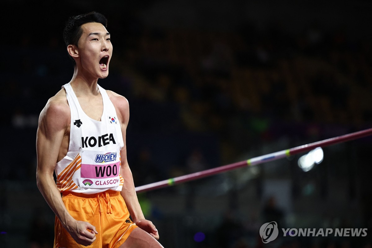 High jumper Woo Sang-hyeok takes bronze at world indoor championships | Yonhap News Agency