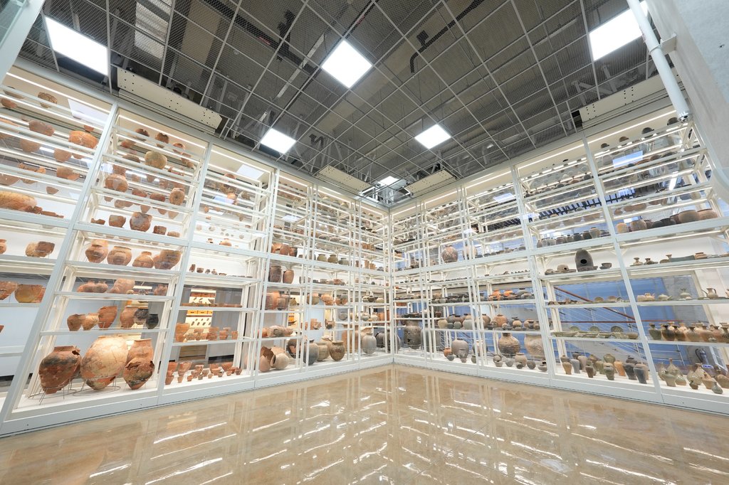 국립공주박물관 '열린 수장고' 개관 | 연합뉴스