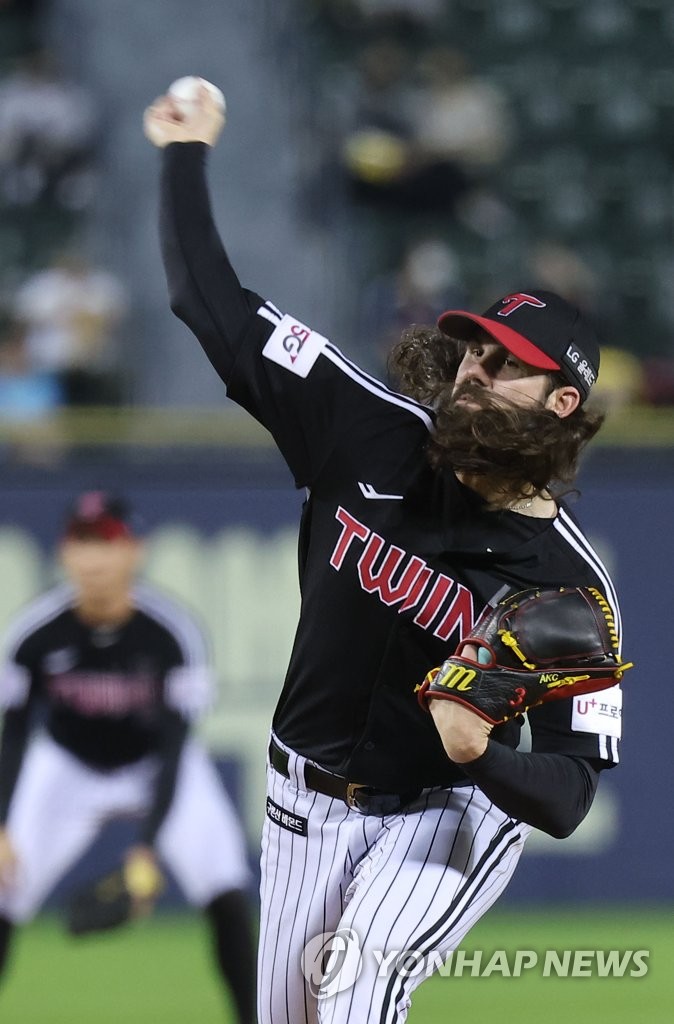 Baseball: LG Twins vs. Doosan Bears | Yonhap News Agency