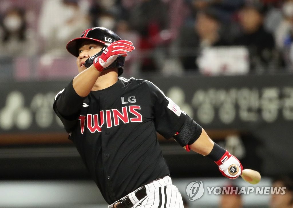 Baseball: Kia Tigers vs. LG Twins | Yonhap News Agency