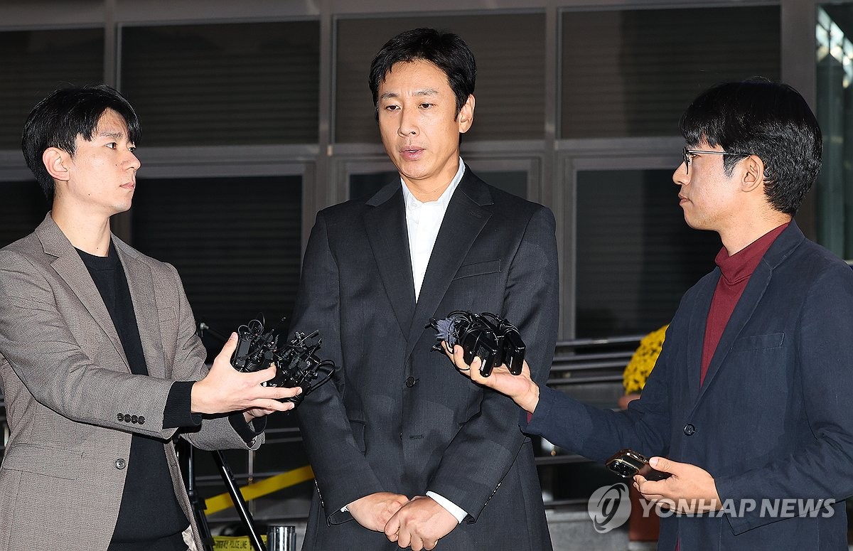 Actor Lee Sun-kyun grilled over suspected drug use | Yonhap News Agency