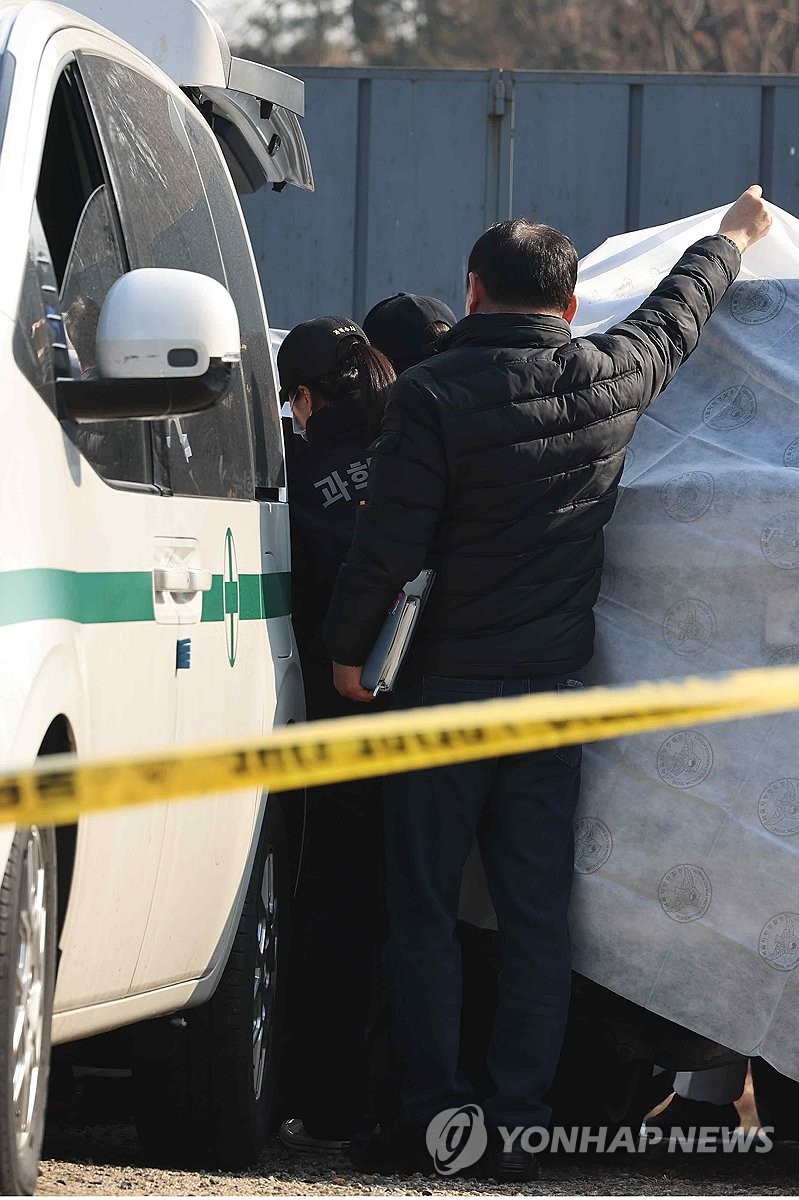 Actor Lee Sun-kyun found dead in apparent suicide | Yonhap News Agency