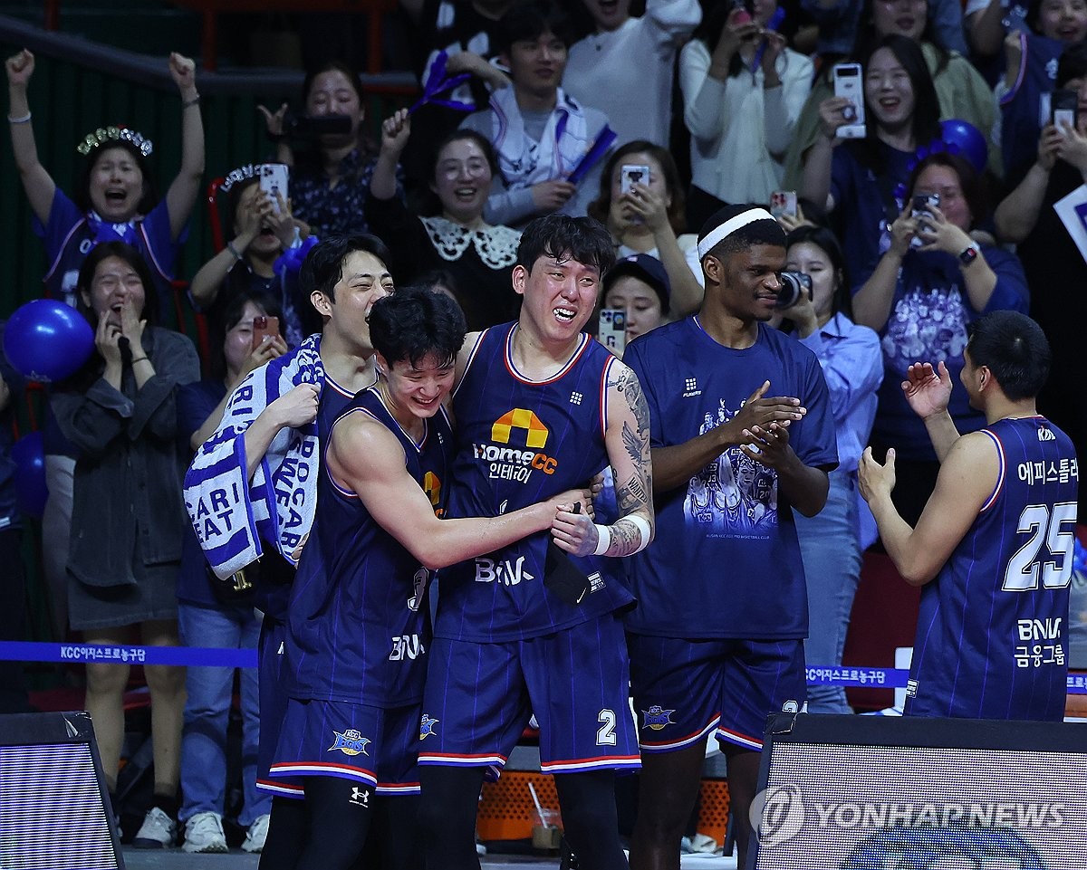 드라마 쓴 슈퍼팀 KCC | 연합뉴스