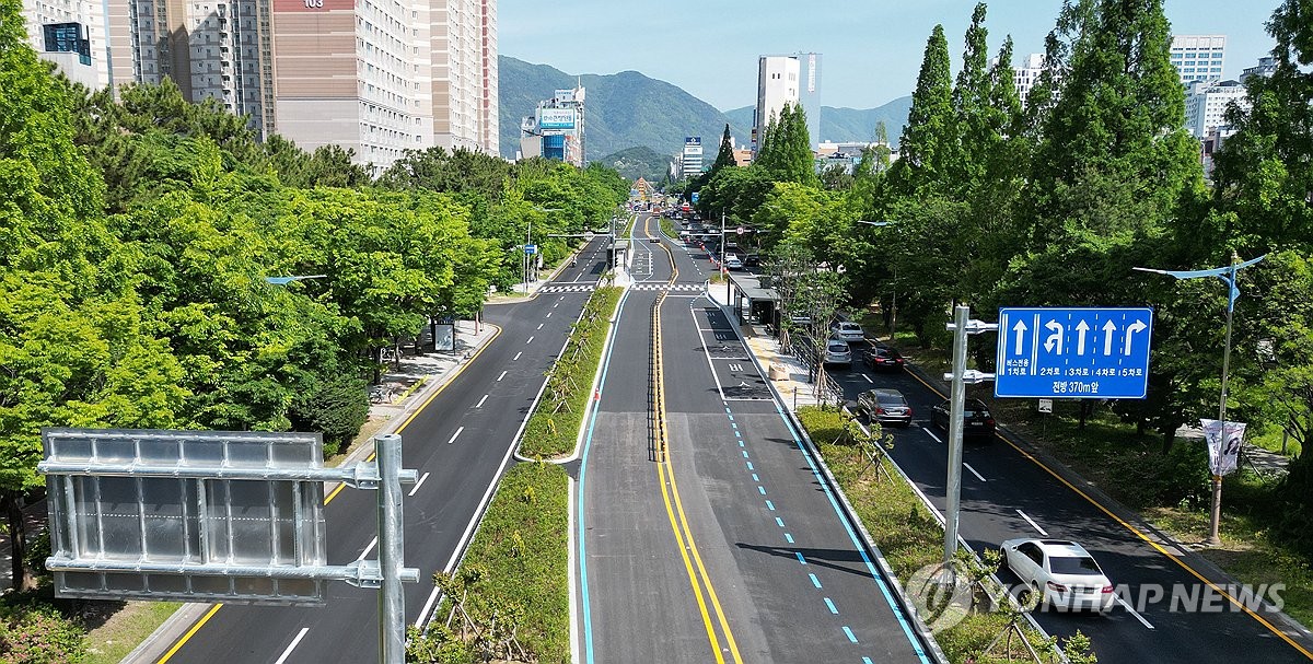 창원 원이대로 S-BRT 공정률 99％ | 연합뉴스