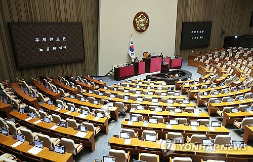  Nat'l Assembly passes contentious broadcasting bill